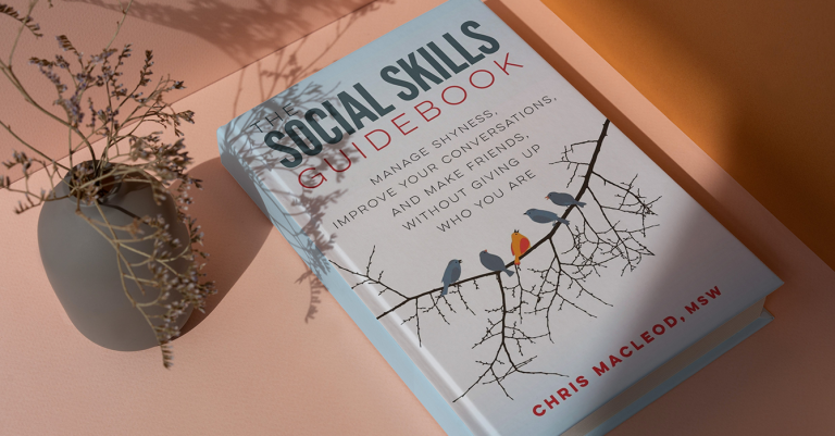 35 Best Social Skills Books for Adults Reviewed & Ranked (2021)